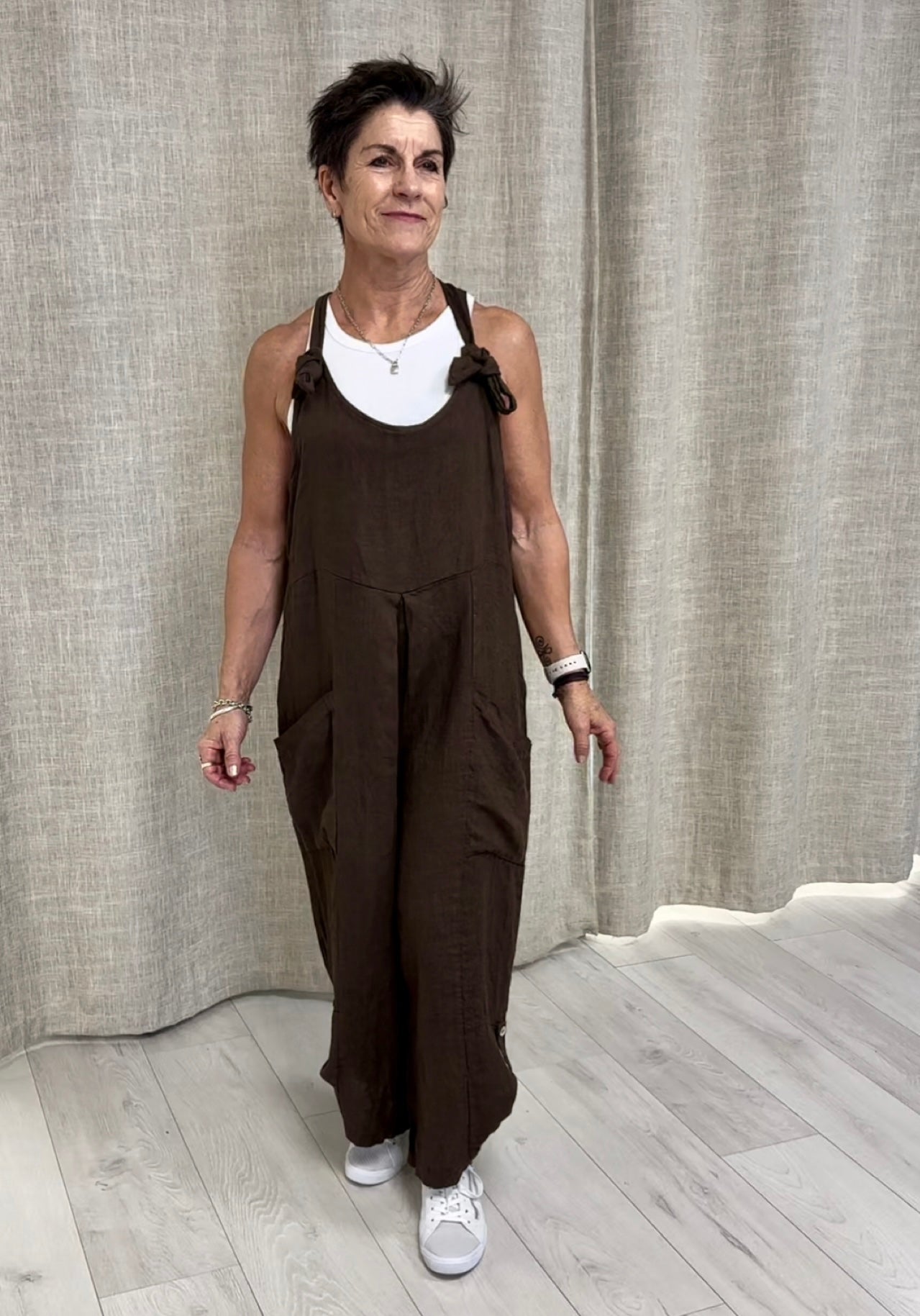 Milania Linen Overalls – Green Apples